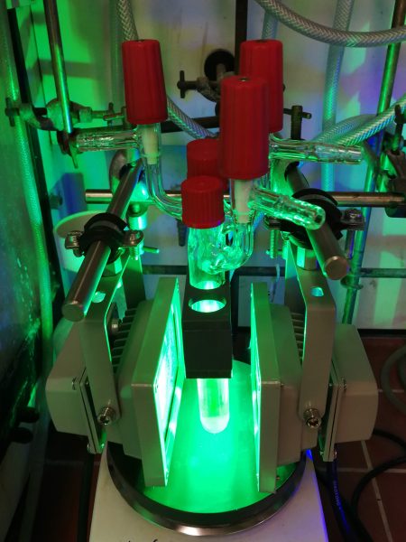 Catalyst enables reactions with the help of green light - Advanced ...