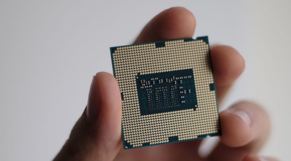 Tiny batteries are powering computer miniaturization - Advanced Science ...